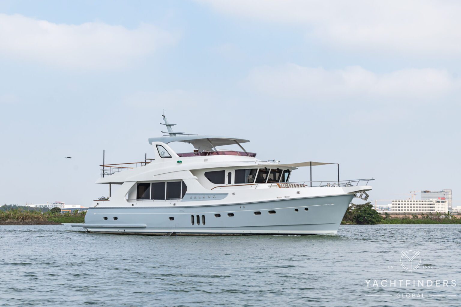 The most beautiful motorboats and yachts under 24 m - Yachtfinders ...